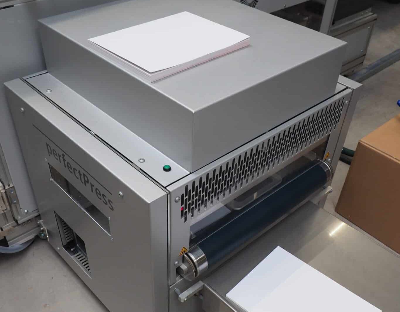 Friedmann setzt auf die fastBook Professional 1000 von ISAG › Print.de